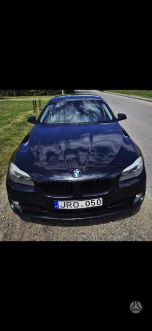 Melns BMW 535 2011 Viļņa, ar dzinēja tilpumu 2.98 L un nobraukumu 299 tūkst. km par 7300 €, foto 10 vietnē AUTOMOTO.COM.LV