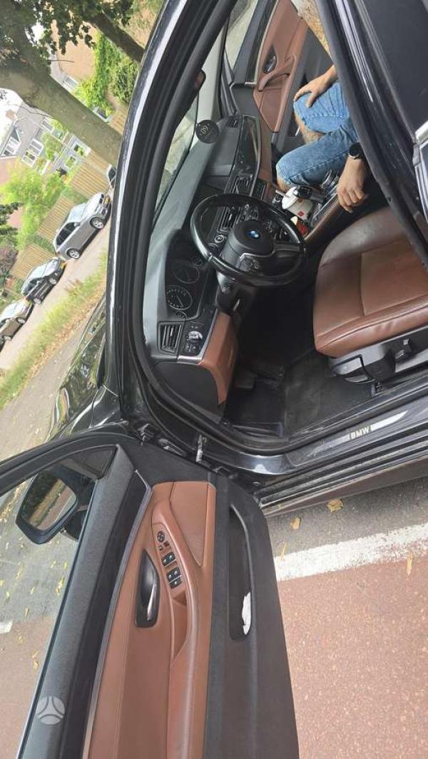 Black BMW 535 2011 in Silute, with an engine capacity of 2.99 L and mileage of 310 thousand km for 6350 €, photo 8 on AUTOMOTO.COM.LV