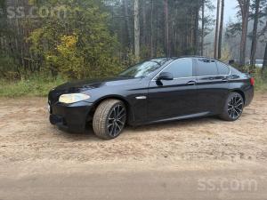 Melns BMW 535 2011 Rīga, ar dzinēja tilpumu 3.00 L un nobraukumu 313 tūkst. km par 9300 €, foto 4 vietnē AUTOMOTO.COM.LV