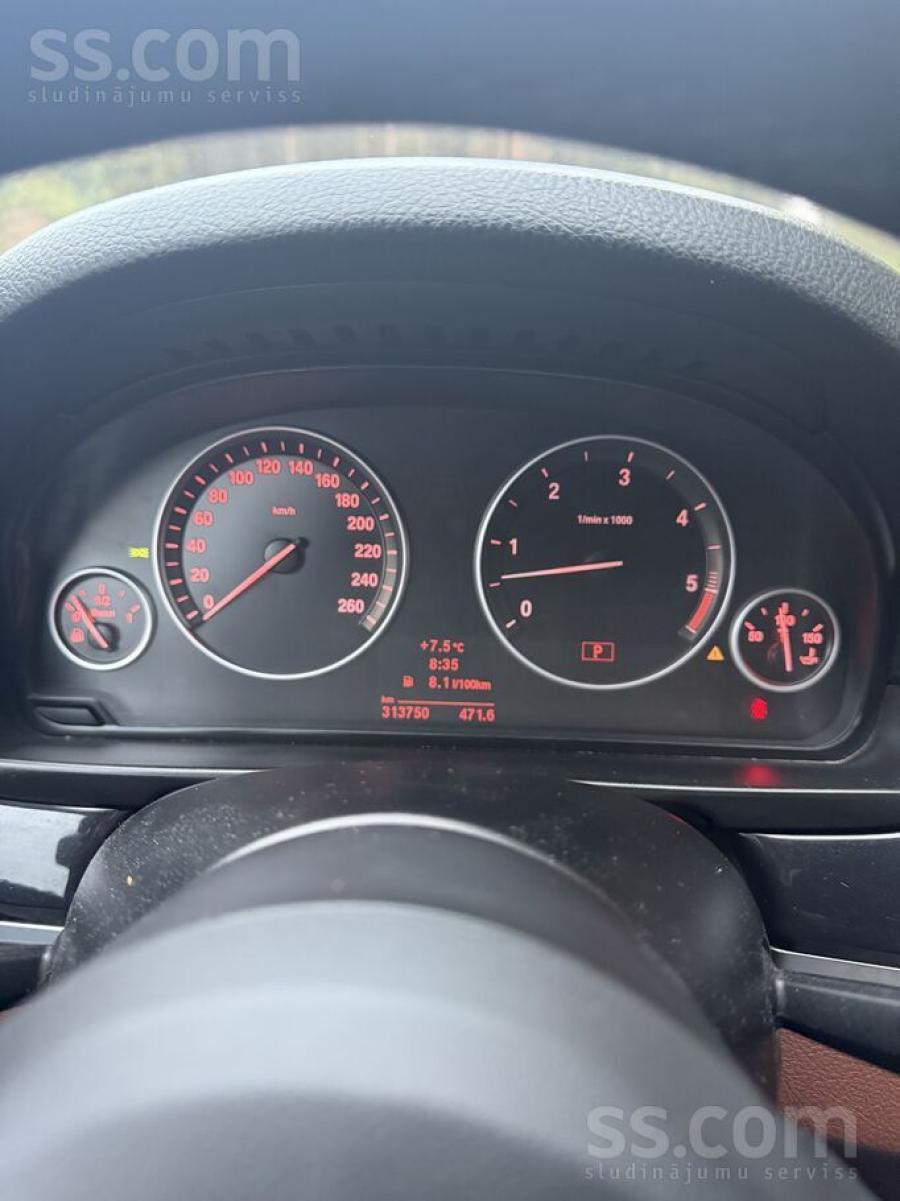 Melns BMW 535 2011 Rīga, ar dzinēja tilpumu 3.00 L un nobraukumu 313 tūkst. km par 9300 €, foto 13 vietnē AUTOMOTO.COM.LV