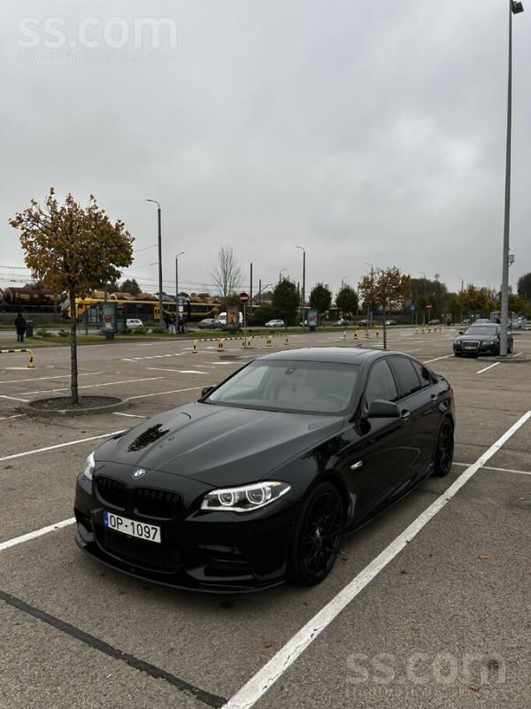 Melns BMW 535 2011 Rīga, ar dzinēja tilpumu 3.00 L un nobraukumu 238 tūkst. km par 13400 €, foto 1 vietnē AUTOMOTO.COM.LV