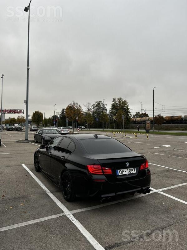 Melns BMW 535 2011 Rīga, ar dzinēja tilpumu 3.00 L un nobraukumu 238 tūkst. km par 13400 €, foto 5 vietnē AUTOMOTO.COM.LV