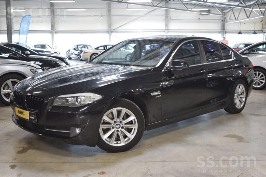 Black BMW 535 2012 in Riga, with an engine capacity of 3.00 L and mileage of 301 thousand km for 9900 €, photo 1 on AUTOMOTO.COM.LV