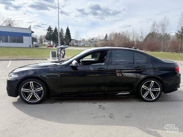 Black BMW 535 2012 in Salcininkai, with an engine capacity of 3.00 L and mileage of 200 thousand km for 3999 €, photo 6 on AUTOMOTO.COM.LV