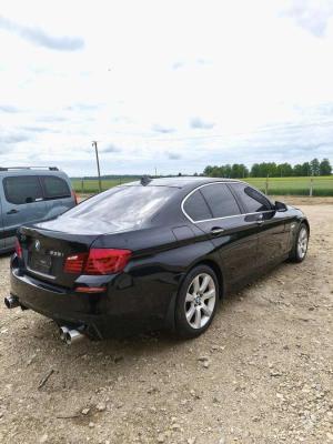Black BMW 535 2012 in Panevezys, with an engine capacity of 2.98 L and mileage of 287 thousand km for 5000 €, photo 4 on AUTOMOTO.COM.LV