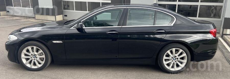 Black BMW 535 2012 in Riga, with an engine capacity of 3.00 L and mileage of 216 thousand km for 10880 €, photo 7 on AUTOMOTO.COM.LV