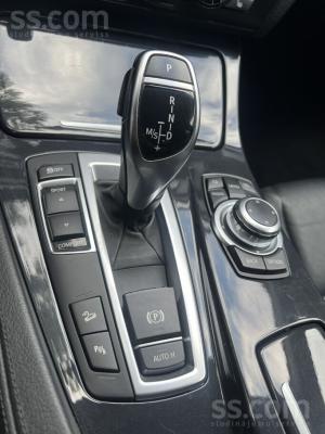 Black BMW 535 2012 in Riga, with an engine capacity of 3.00 L and mileage of 216 thousand km for 10880 €, photo 16 on AUTOMOTO.COM.LV