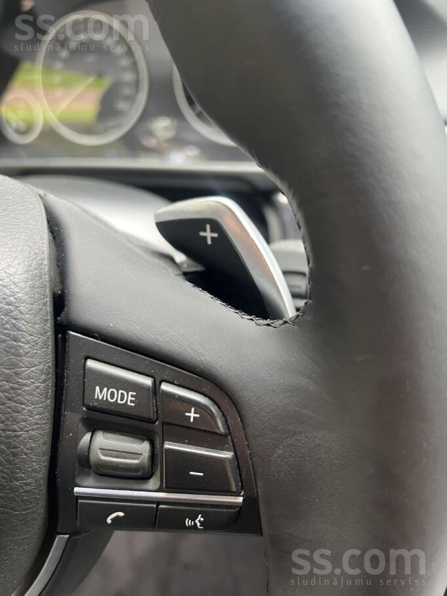 Black BMW 535 2012 in Riga, with an engine capacity of 3.00 L and mileage of 216 thousand km for 10880 €, photo 20 on AUTOMOTO.COM.LV