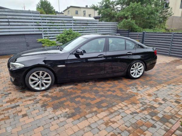 Melns BMW 535 2012 Viļņa, ar dzinēja tilpumu 2.98 L un nobraukumu 192 tūkst. km par 10800 €, foto 7 vietnē AUTOMOTO.COM.LV