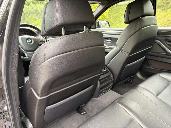 Melns BMW 535 2012 Viļņa, ar dzinēja tilpumu 2.98 L un nobraukumu 192 tūkst. km par 10800 €, foto 9 vietnē AUTOMOTO.COM.LV