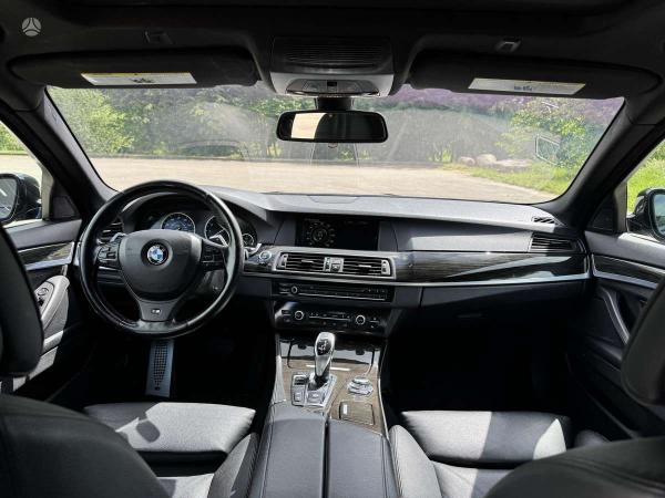 Black BMW 535 2012 in Panevezys, with an engine capacity of 2.98 L and mileage of 157 thousand km for 10900 €, photo 7 on AUTOMOTO.COM.LV