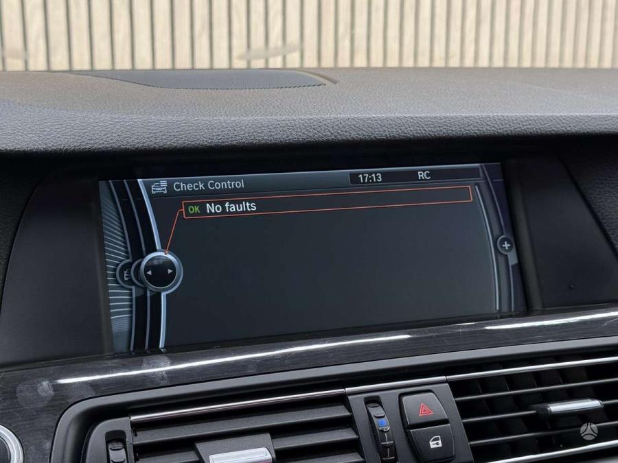 Melns BMW 535 2012 Marijampole, ar dzinēja tilpumu 2.99 L un nobraukumu 229 tūkst. km par 11900 €, foto 33 vietnē AUTOMOTO.COM.LV