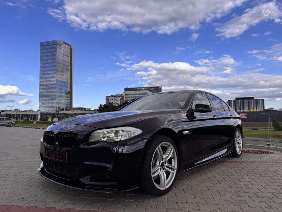 Black BMW 535 2012 in Vilnius, with an engine capacity of 2.98 L and mileage of 278 thousand km for 9900 €, photo 1 on AUTOMOTO.COM.LV