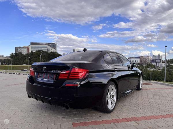 Melns BMW 535 2012 Viļņa, ar dzinēja tilpumu 2.98 L un nobraukumu 278 tūkst. km par 9900 €, foto 6 vietnē AUTOMOTO.COM.LV