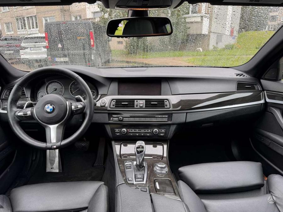 Black BMW 535 2012 in Vilnius, with an engine capacity of 2.98 L and mileage of 278 thousand km for 9900 €, photo 12 on AUTOMOTO.COM.LV