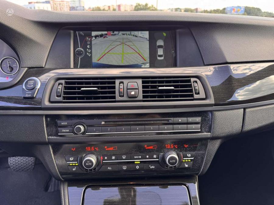 Black BMW 535 2012 in Vilnius, with an engine capacity of 2.98 L and mileage of 278 thousand km for 9900 €, photo 18 on AUTOMOTO.COM.LV