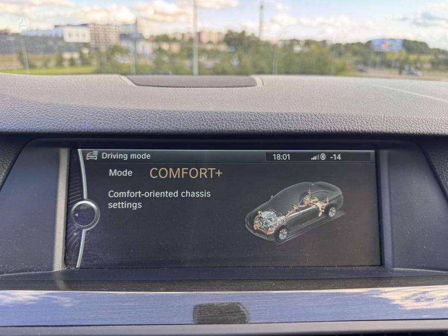 Black BMW 535 2012 in Vilnius, with an engine capacity of 2.98 L and mileage of 278 thousand km for 9900 €, photo 20 on AUTOMOTO.COM.LV