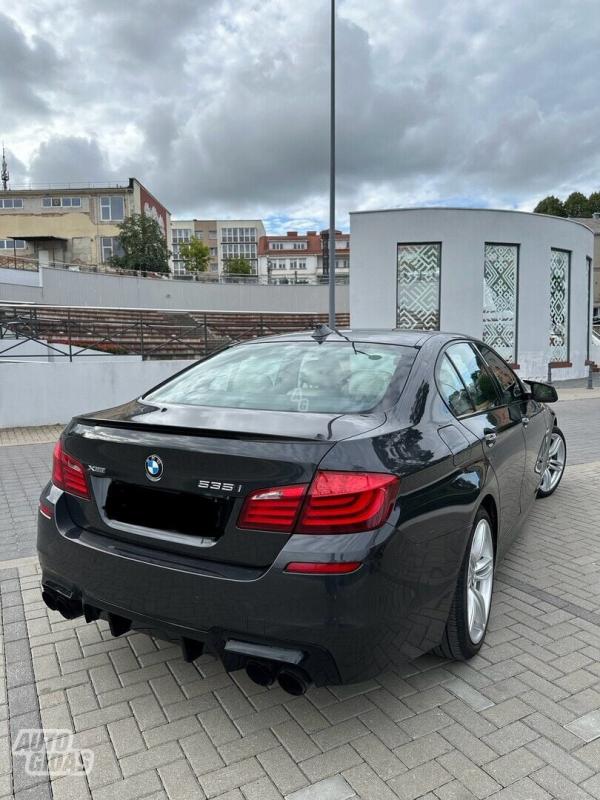 Melns BMW 535 2013 Telšiai, ar dzinēja tilpumu 3.00 L un nobraukumu 245 tūkst. km par 11400 €, foto 7 vietnē AUTOMOTO.COM.LV