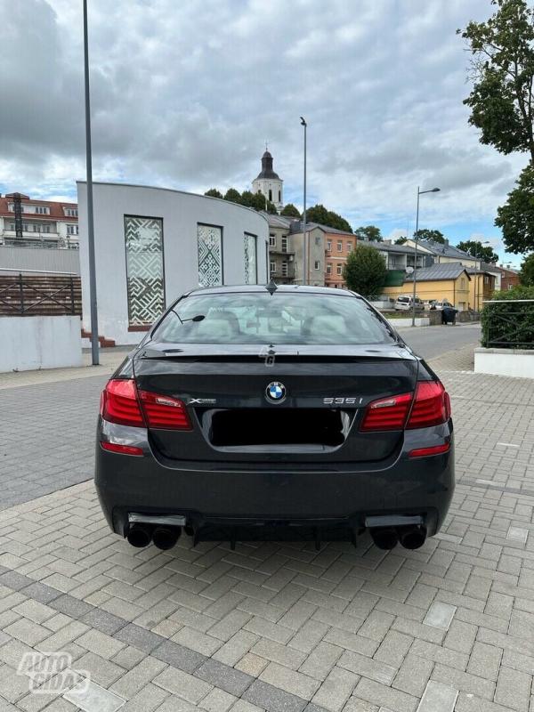 Melns BMW 535 2013 Telšiai, ar dzinēja tilpumu 3.00 L un nobraukumu 245 tūkst. km par 11400 €, foto 8 vietnē AUTOMOTO.COM.LV