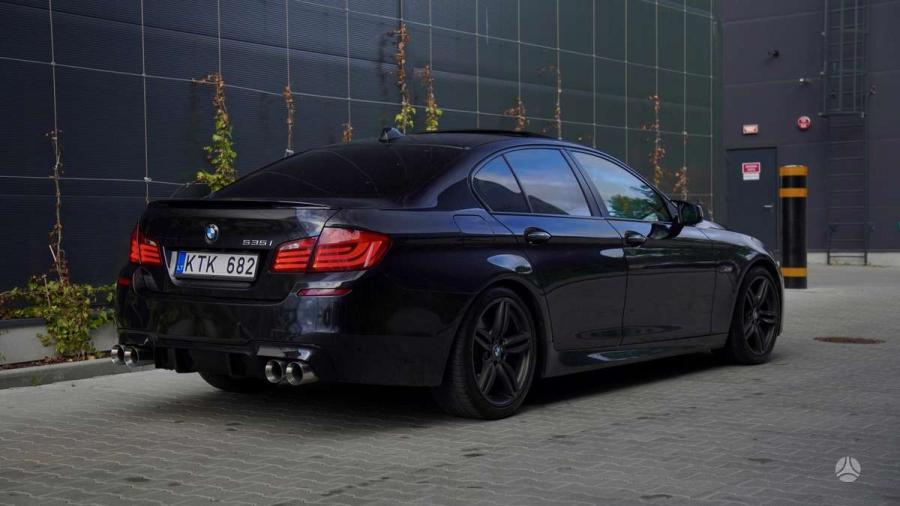 Black BMW 535 2013 in Klaipeda, with an engine capacity of 3.00 L and mileage of 193 thousand km for 11999 €, photo 4 on AUTOMOTO.COM.LV