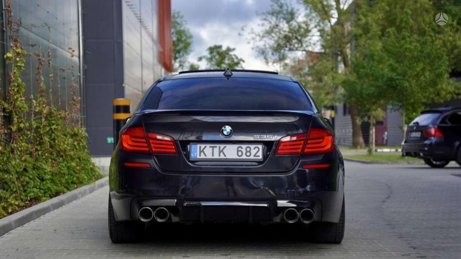 Black BMW 535 2013 in Klaipeda, with an engine capacity of 3.00 L and mileage of 193 thousand km for 11999 €, photo 5 on AUTOMOTO.COM.LV