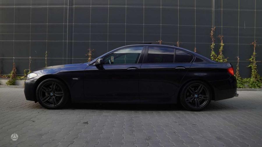 Black BMW 535 2013 in Klaipeda, with an engine capacity of 3.00 L and mileage of 193 thousand km for 11999 €, photo 7 on AUTOMOTO.COM.LV