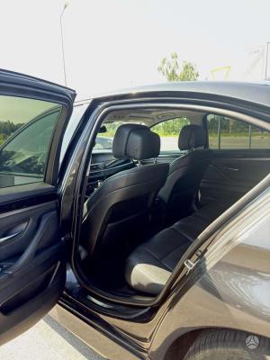 Melns BMW 535 2013 Viļņa, ar dzinēja tilpumu 2.98 L un nobraukumu 186 tūkst. km par 13200 €, foto 17 vietnē AUTOMOTO.COM.LV