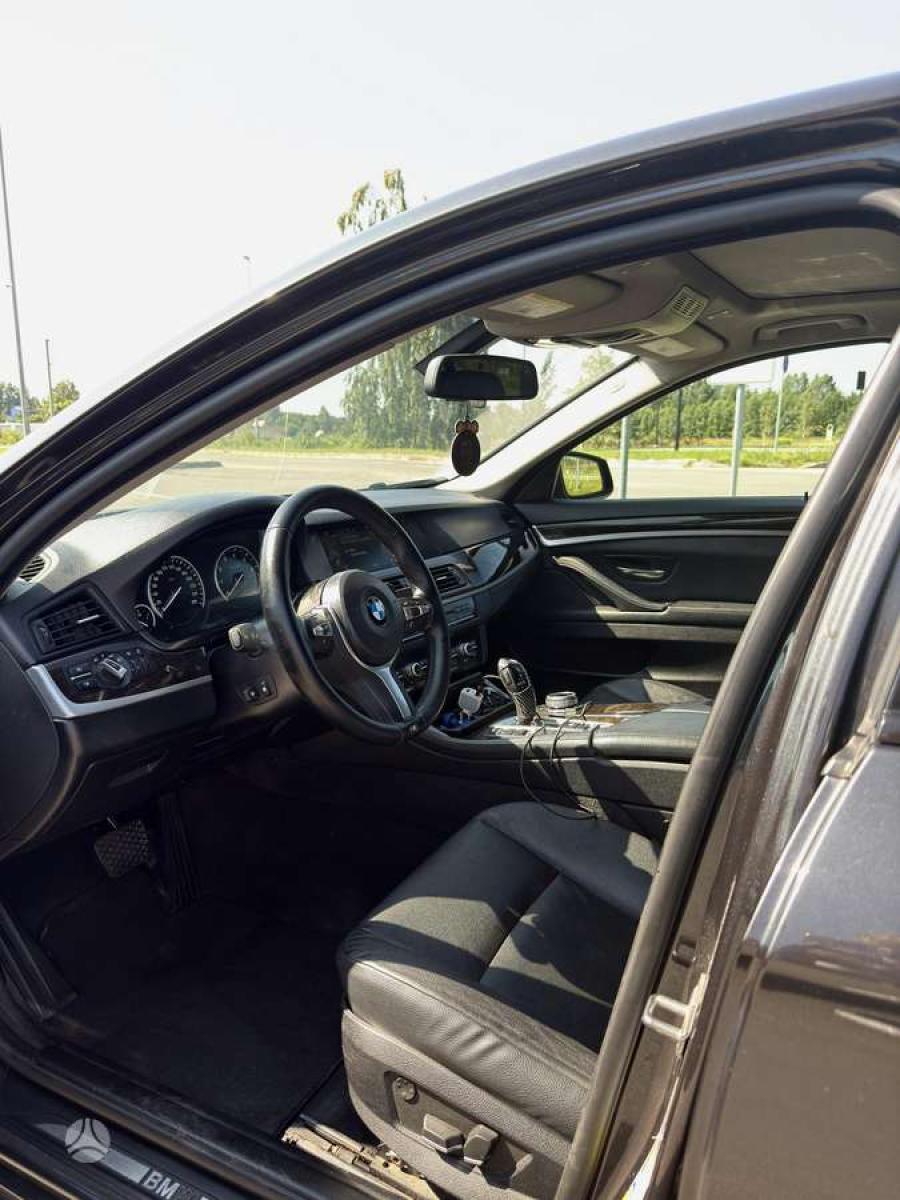 Melns BMW 535 2013 Viļņa, ar dzinēja tilpumu 2.98 L un nobraukumu 186 tūkst. km par 13200 €, foto 19 vietnē AUTOMOTO.COM.LV