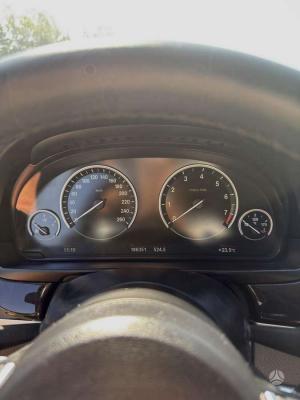 Melns BMW 535 2013 Viļņa, ar dzinēja tilpumu 2.98 L un nobraukumu 186 tūkst. km par 13200 €, foto 22 vietnē AUTOMOTO.COM.LV