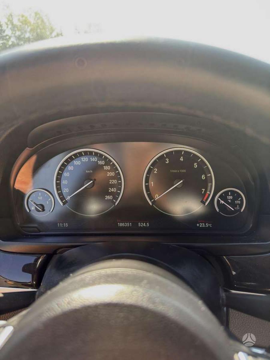Melns BMW 535 2013 Viļņa, ar dzinēja tilpumu 2.98 L un nobraukumu 186 tūkst. km par 13200 €, foto 22 vietnē AUTOMOTO.COM.LV