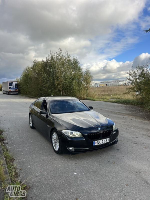 BMW 535 2013 KlaipÄda vietnÄ Melns BMW 535 2013 KlaipÄda, ar dzinÄja tilpumu 3.00 L un nobraukumu 283 tÅ«kst. km par 6900 ā¬, foto 6 vietnÄ AUTOMOTO.COM.LV