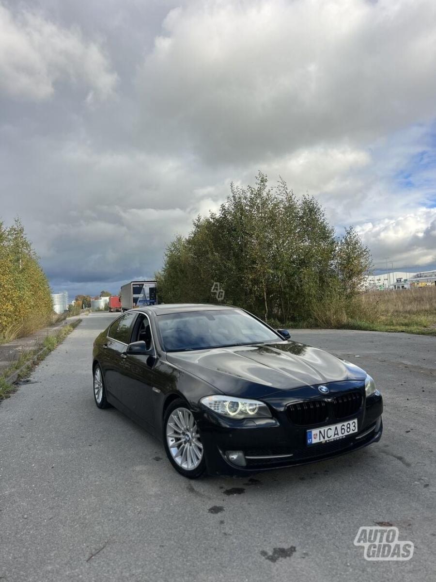 Melns BMW 535 2013 Klaipėda, ar dzinēja tilpumu 3.00 L un nobraukumu 283 tūkst. km par 6900 €, foto 7 vietnē AUTOMOTO.COM.LV