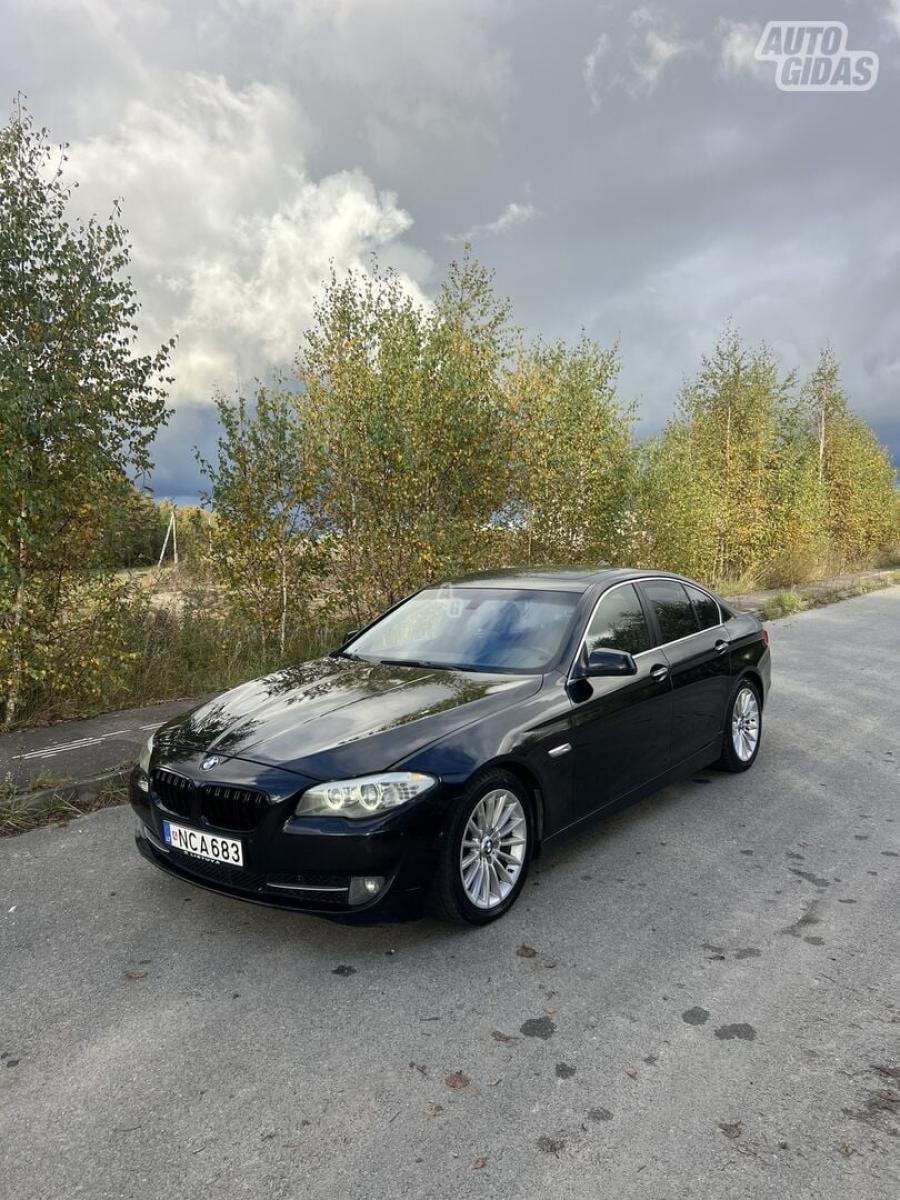 Melns BMW 535 2013 Klaipėda, ar dzinēja tilpumu 3.00 L un nobraukumu 283 tūkst. km par 6900 €, foto 12 vietnē AUTOMOTO.COM.LV