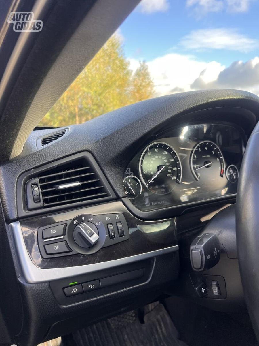 Melns BMW 535 2013 Klaipėda, ar dzinēja tilpumu 3.00 L un nobraukumu 283 tūkst. km par 6900 €, foto 16 vietnē AUTOMOTO.COM.LV