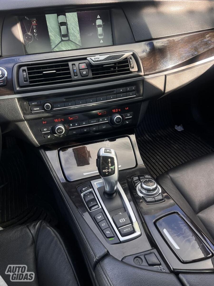 Melns BMW 535 2013 Klaipėda, ar dzinēja tilpumu 3.00 L un nobraukumu 283 tūkst. km par 6900 €, foto 19 vietnē AUTOMOTO.COM.LV
