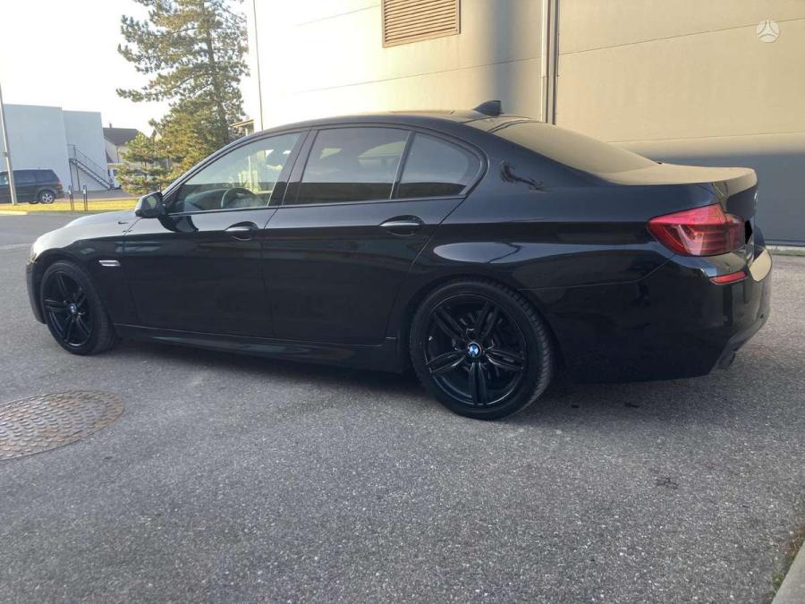 Black BMW 535 2014 in Marijampole, with an engine capacity of 2.98 L and mileage of 213 thousand km for 13750 €, photo 8 on AUTOMOTO.COM.LV