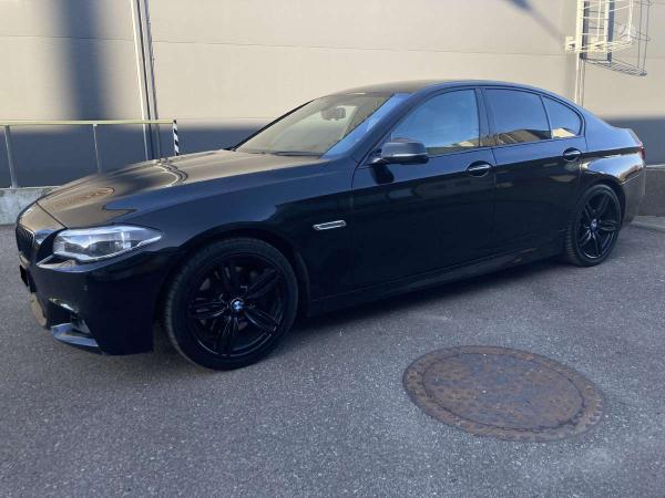 Black BMW 535 2014 in Marijampole, with an engine capacity of 2.98 L and mileage of 213 thousand km for 13499 €, photo 4 on AUTOMOTO.COM.LV