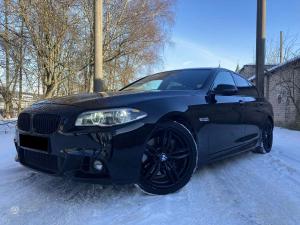Melns BMW 535 2014 Marijampole, ar dzinēja tilpumu 2.98 L un nobraukumu 213 tūkst. km par 12999 €, foto 3 vietnē AUTOMOTO.COM.LV