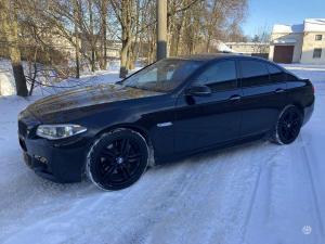 Melns BMW 535 2014 Marijampole, ar dzinēja tilpumu 2.98 L un nobraukumu 213 tūkst. km par 12999 €, foto 7 vietnē AUTOMOTO.COM.LV