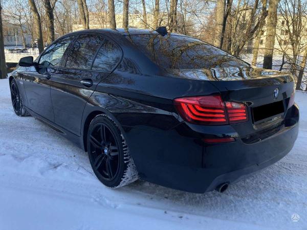 Black BMW 535 2014 in Marijampole, with an engine capacity of 2.98 L and mileage of 213 thousand km for 12999 €, photo 9 on AUTOMOTO.COM.LV