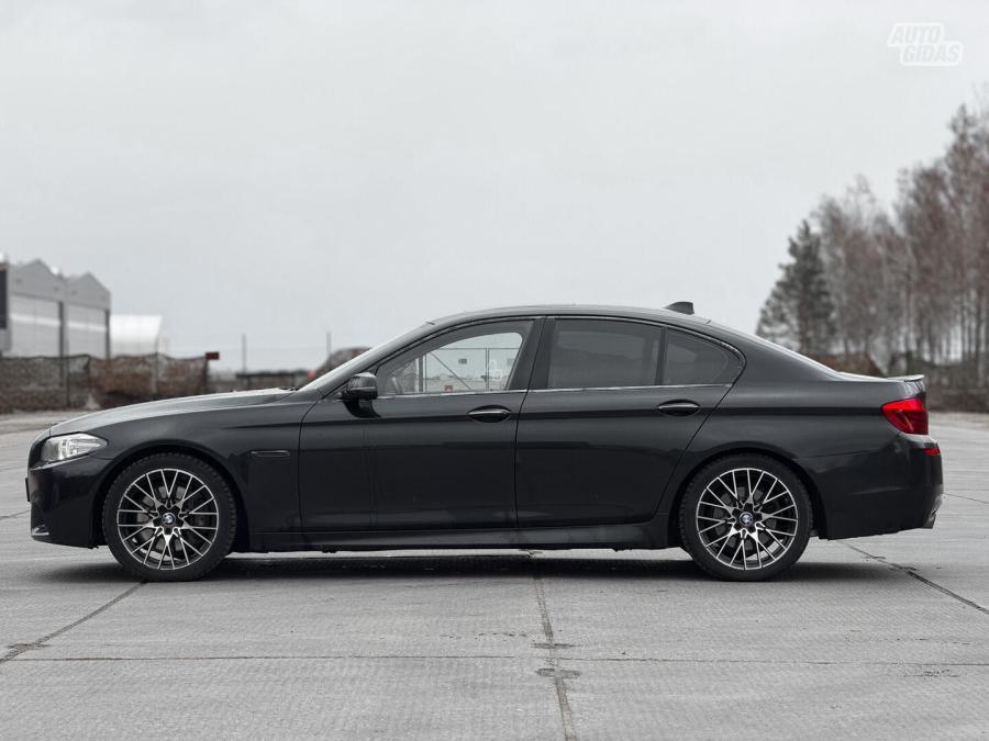 Melns BMW 535 2014 Šauļi, ar dzinēja tilpumu 3.00 L un nobraukumu 249 tūkst. km par 10599 €, foto 4 vietnē AUTOMOTO.COM.LV