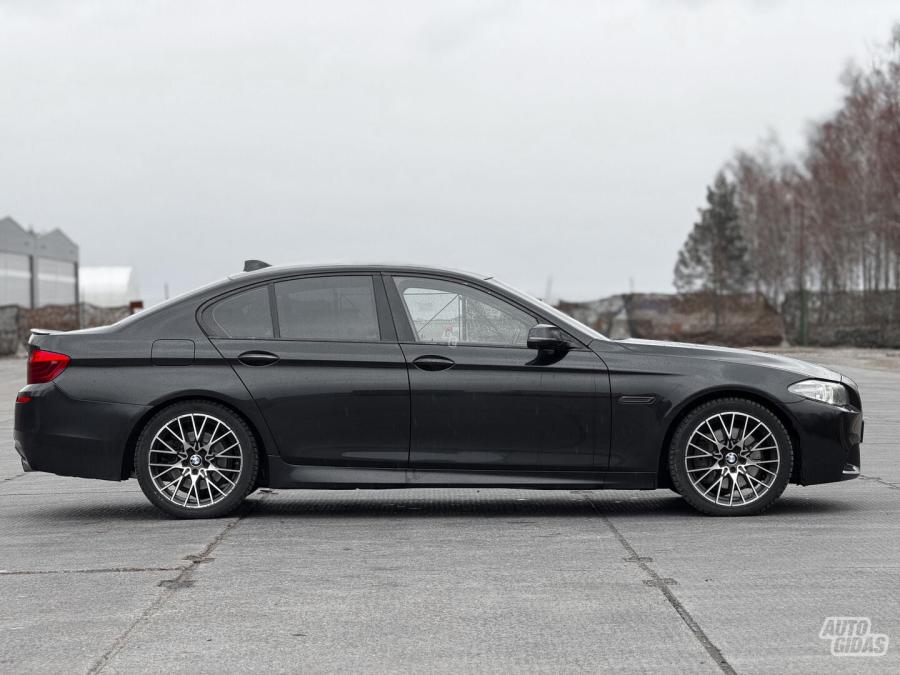Melns BMW 535 2014 Šauļi, ar dzinēja tilpumu 3.00 L un nobraukumu 249 tūkst. km par 10599 €, foto 8 vietnē AUTOMOTO.COM.LV
