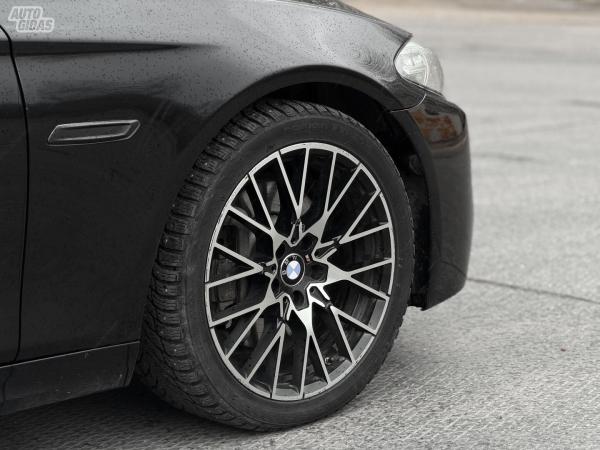 Black BMW 535 2014 in Siauliai, with an engine capacity of 3.00 L and mileage of 249 thousand km for 10599 €, photo 8 on AUTOMOTO.COM.LV
