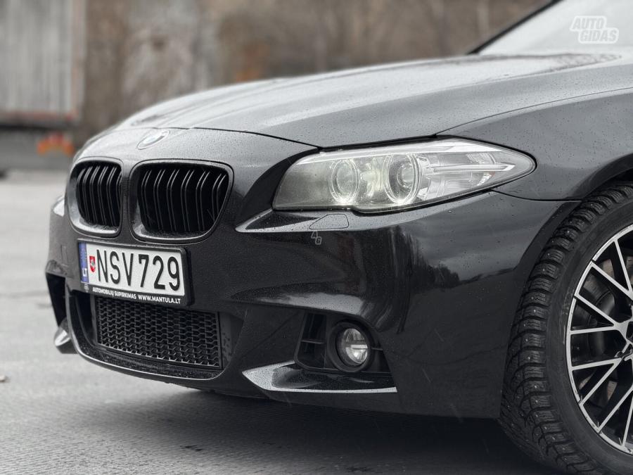 Melns BMW 535 2014 Šauļi, ar dzinēja tilpumu 3.00 L un nobraukumu 249 tūkst. km par 10599 €, foto 15 vietnē AUTOMOTO.COM.LV