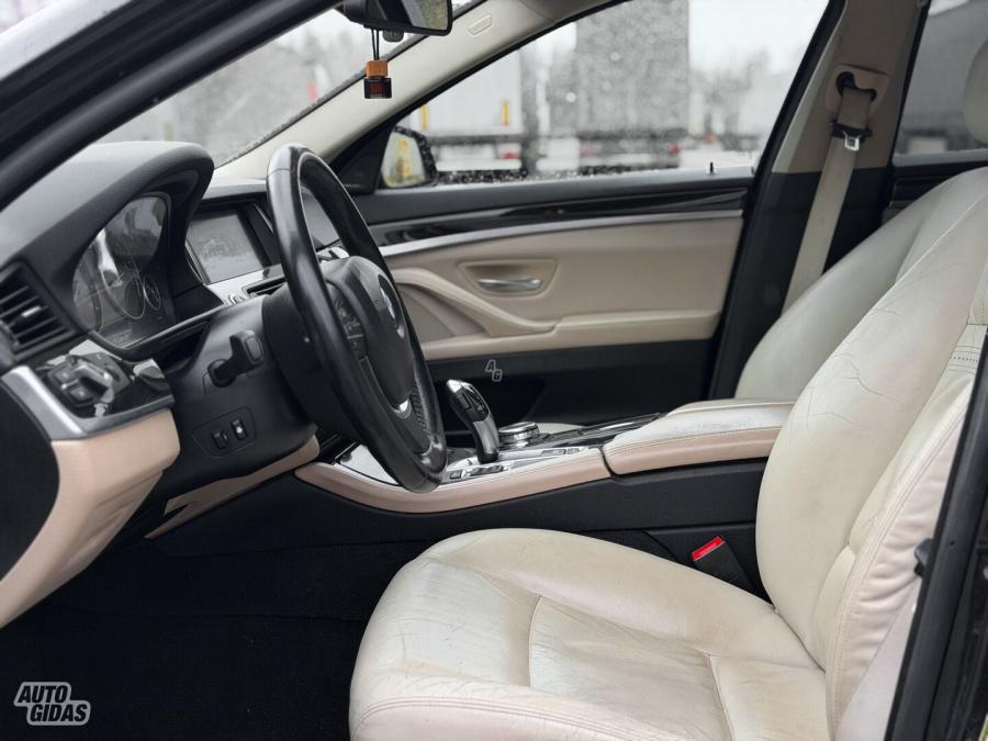 Melns BMW 535 2014 Šauļi, ar dzinēja tilpumu 3.00 L un nobraukumu 249 tūkst. km par 10599 €, foto 18 vietnē AUTOMOTO.COM.LV