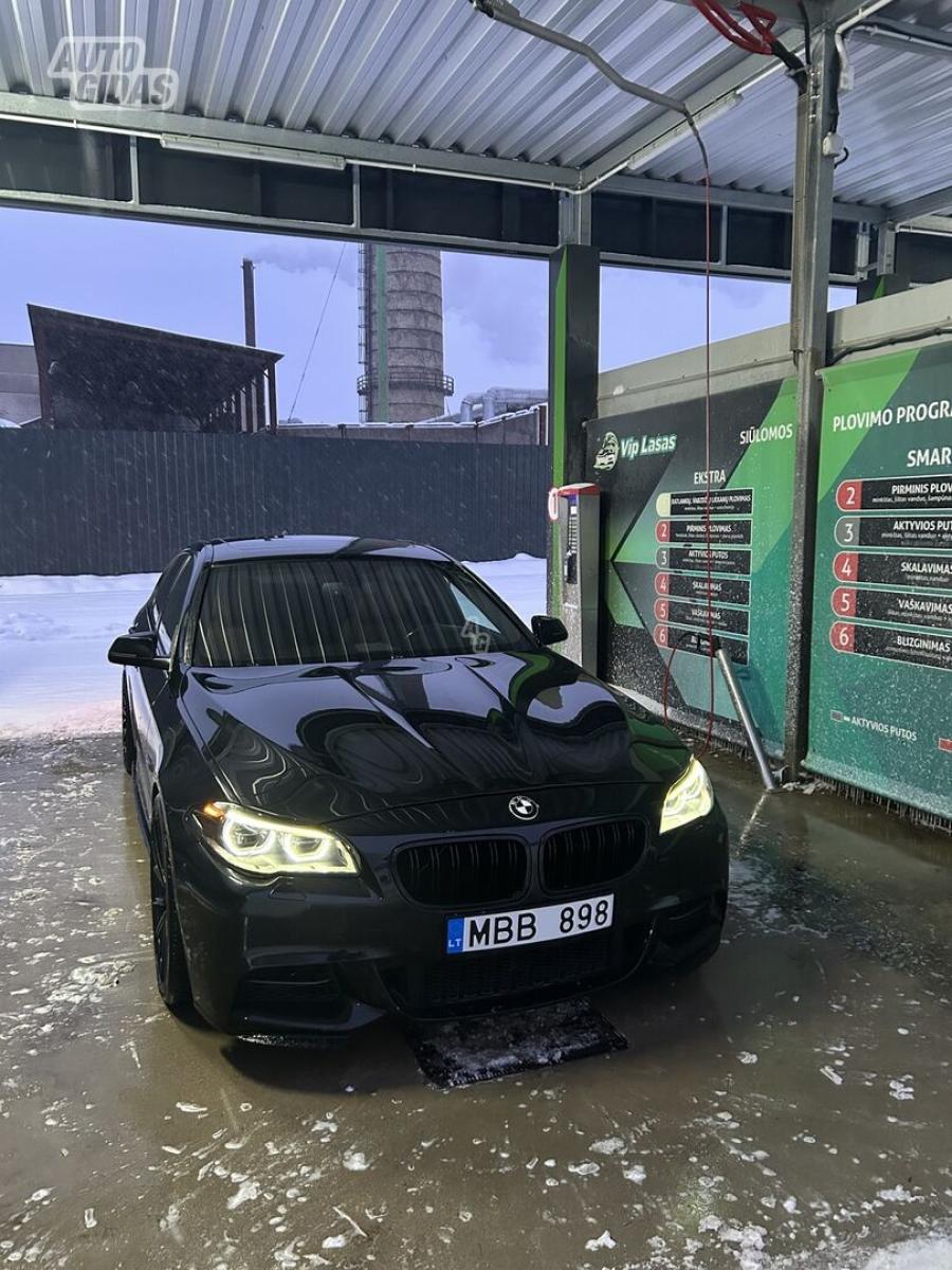 Black BMW 535 2014 in Kupiskis, with an engine capacity of 3.00 L and mileage of 220 thousand km for 13500 €, photo 3 on AUTOMOTO.COM.LV