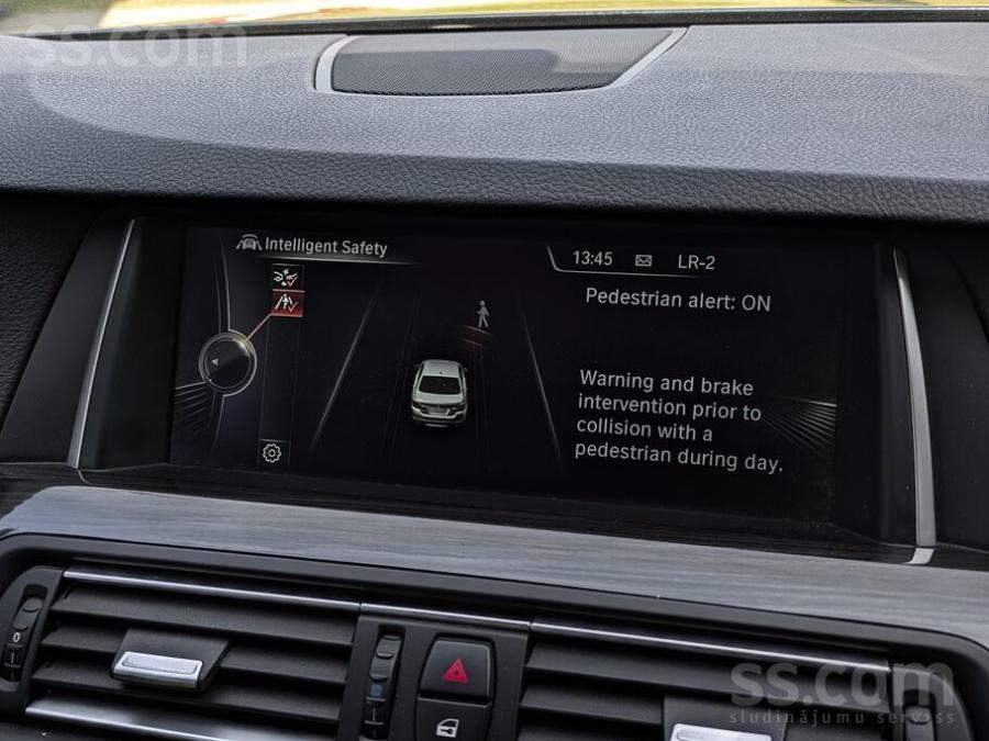 Melns BMW 535 2014 Tukums, ar dzinēja tilpumu 3.00 L un nobraukumu 290 tūkst. km par 13990 €, foto 13 vietnē AUTOMOTO.COM.LV