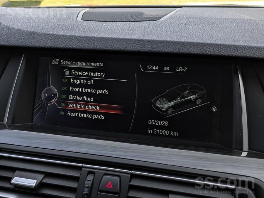 Melns BMW 535 2014 Tukums, ar dzinēja tilpumu 3.00 L un nobraukumu 290 tūkst. km par 13990 €, foto 18 vietnē AUTOMOTO.COM.LV