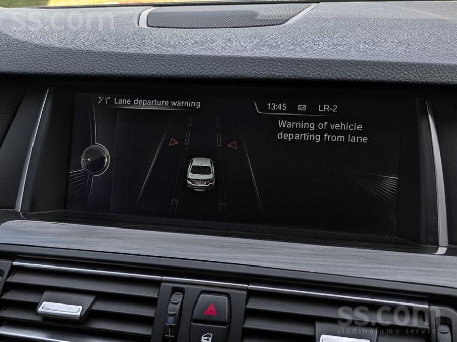 Melns BMW 535 2014 Tukums, ar dzinēja tilpumu 3.00 L un nobraukumu 290 tūkst. km par 13990 €, foto 25 vietnē AUTOMOTO.COM.LV