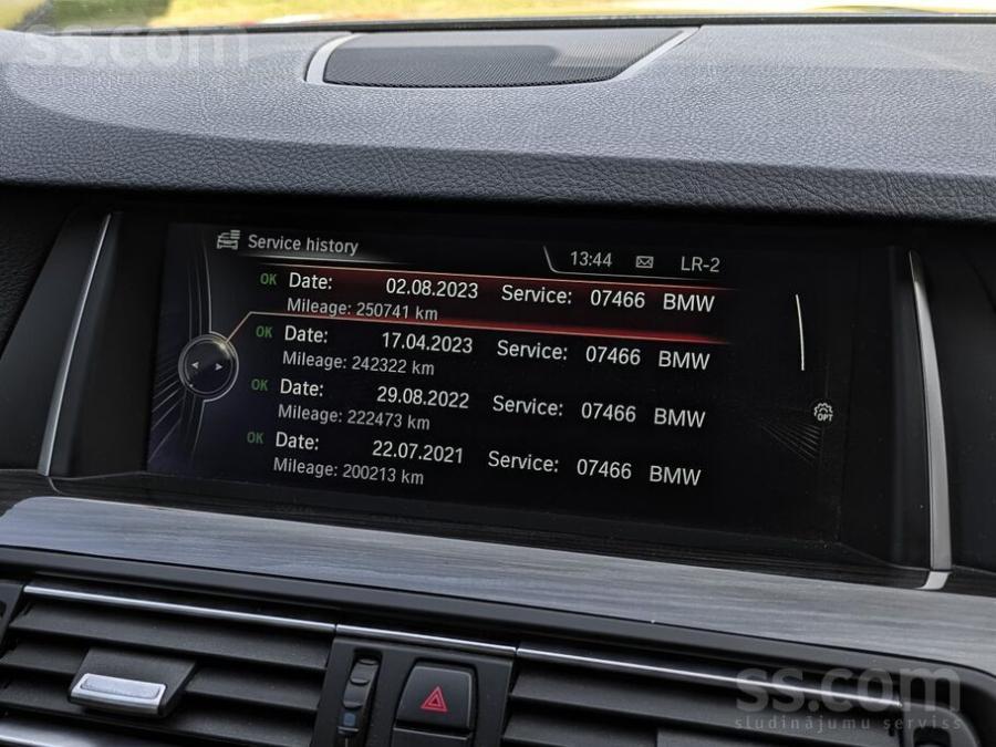 Melns BMW 535 2014 Tukums, ar dzinēja tilpumu 3.00 L un nobraukumu 290 tūkst. km par 13990 €, foto 26 vietnē AUTOMOTO.COM.LV